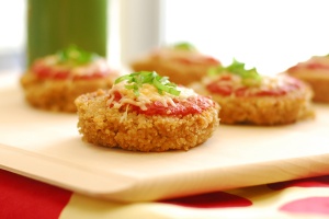 Mini Quinoa Pizzas Recipe | Whole Foods Diet Cookbook Recipes